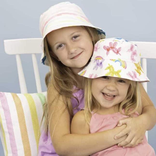 Reversible Bucket Hat Sewing Pattern – Sweet Red Poppy